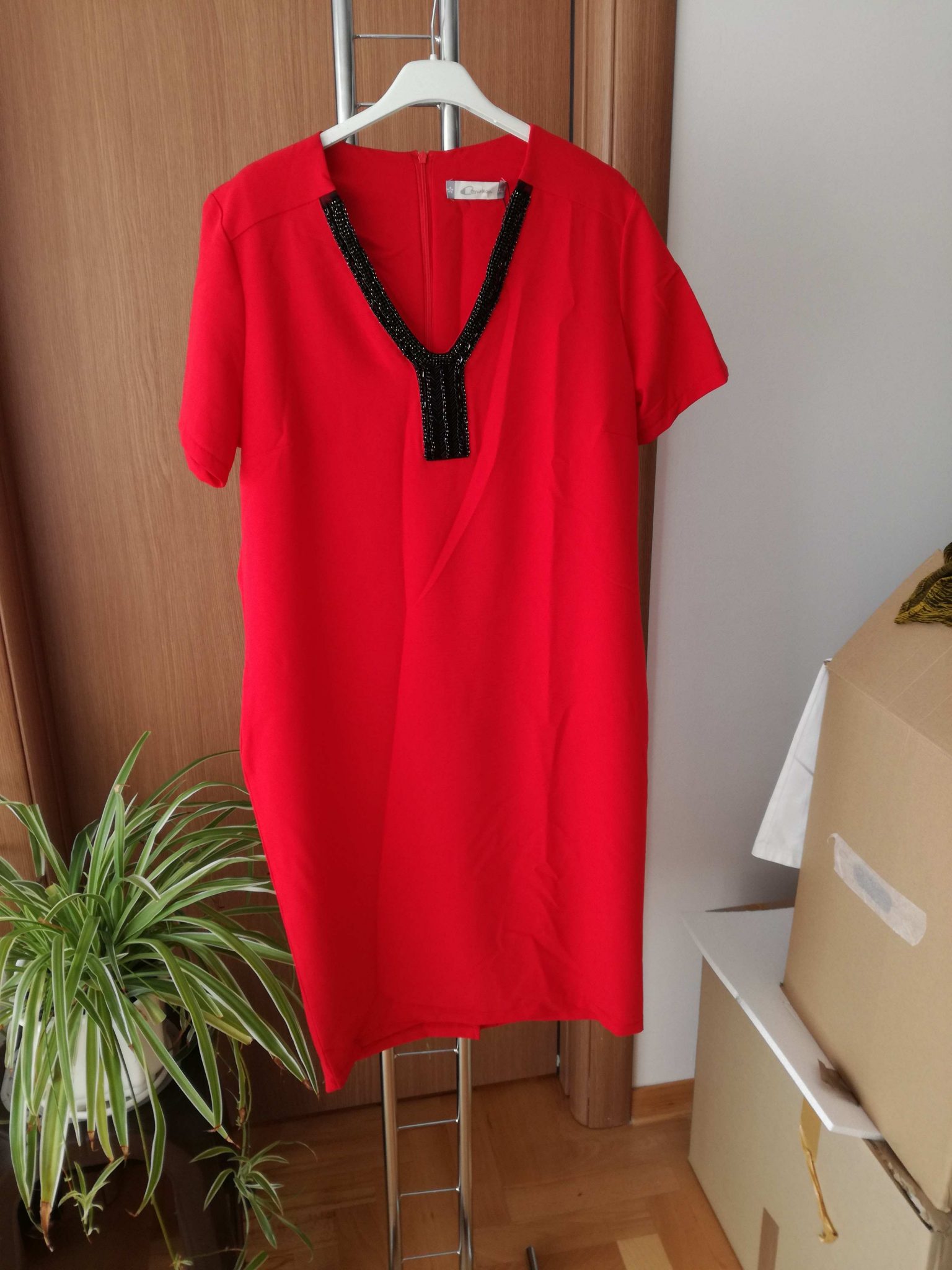 Haljina Kameleon sa crnim štrasom – Butik Vesna